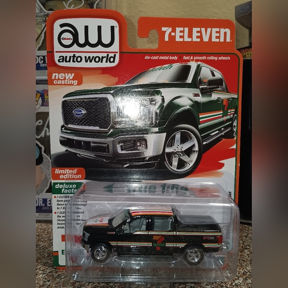 Auto World's | Toys | Auto World 64 711 Exclusive F15 Ab And Corvette ...